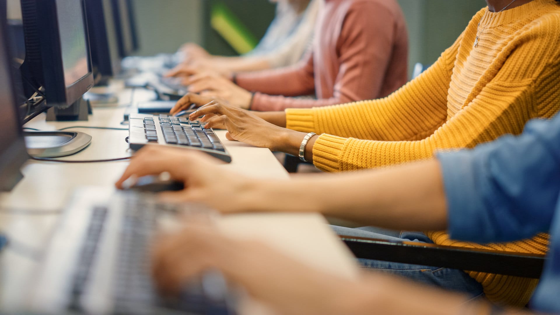 Commercial Transformation for BPO Services Firm – Groove Strategy